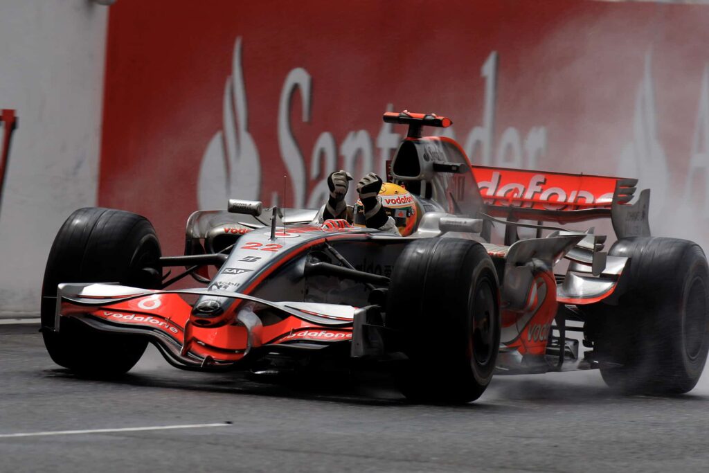 Lewis Hamilton's gift that puts the six-time F1 champion among the ...