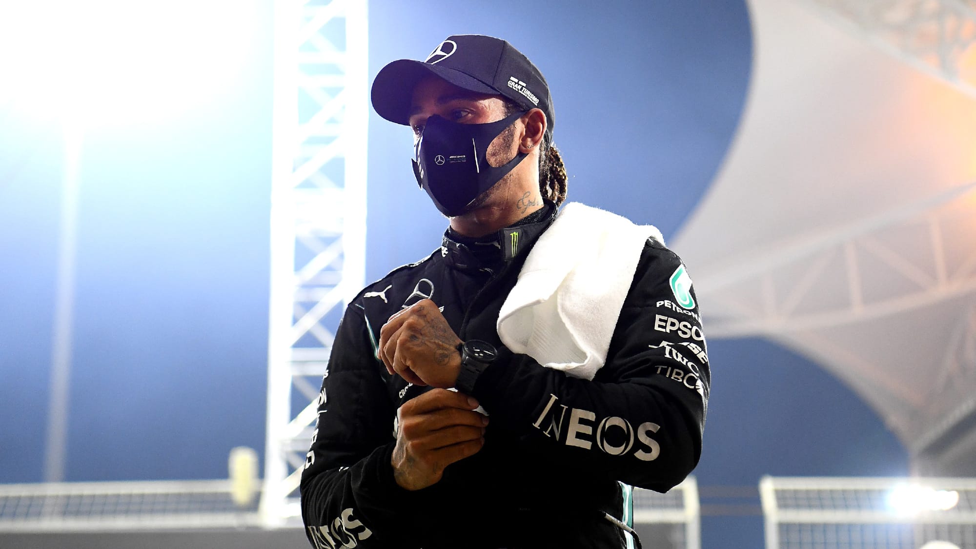 Why did it take so long? The Hamilton-Mercedes contract saga - Motor ...