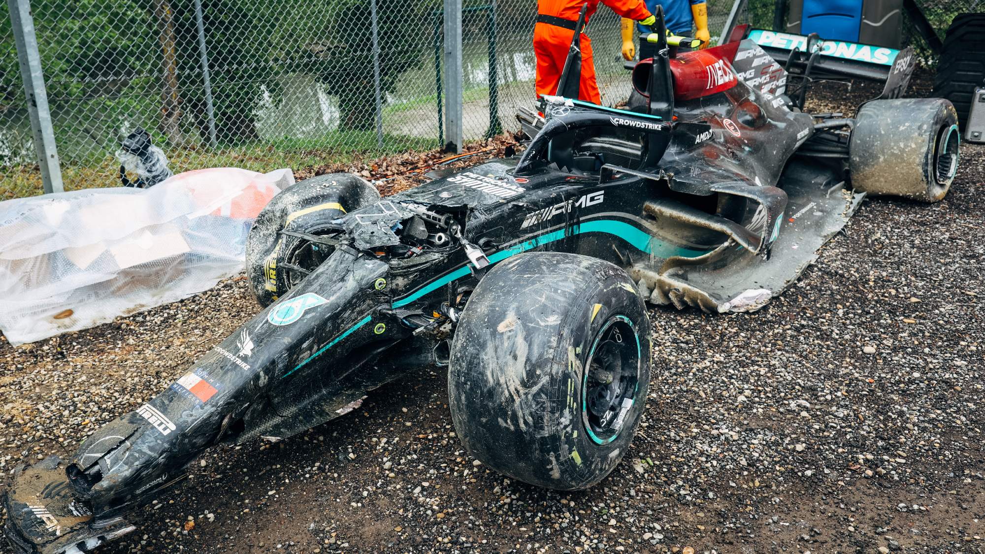 Mercedes working to salvage Bottas's engine after 30G Imola crash ...